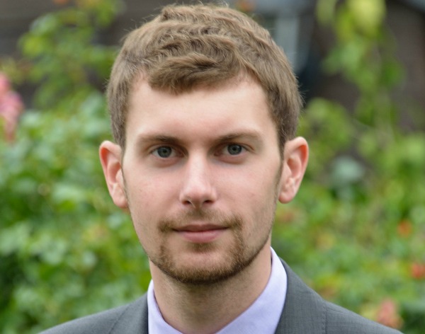 Graduate's engineering career on track thanks to DMU