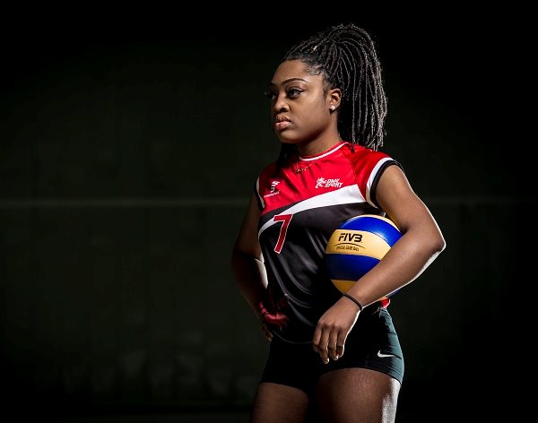 DMU Dragons Volleyball 'family' prepare for Varsity