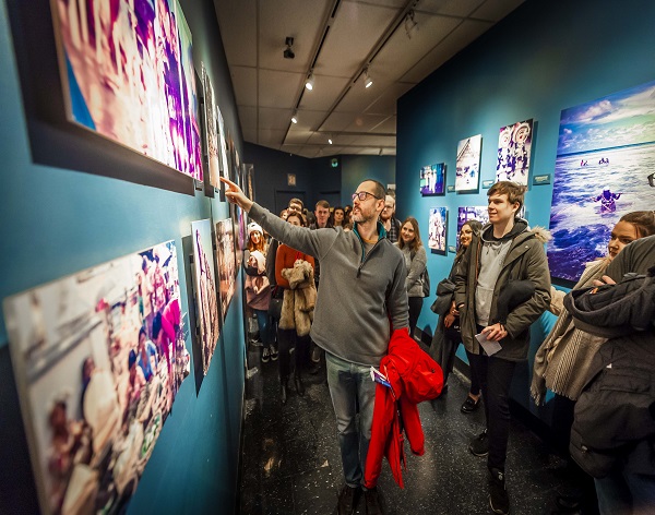 Psychology students' 'mind-blowing' New York museum tour