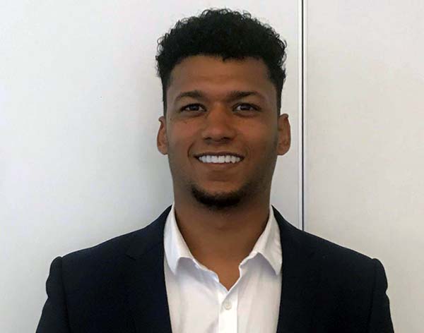 Cameron to share wealth of finance knowledge to help young footballers