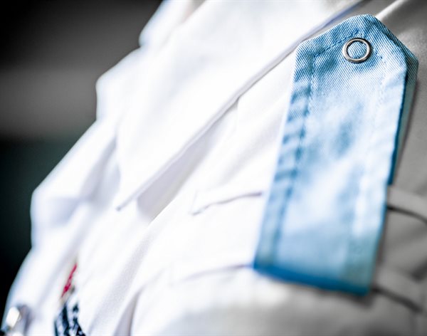 Scientists advise Government that no healthcare uniforms should be ...