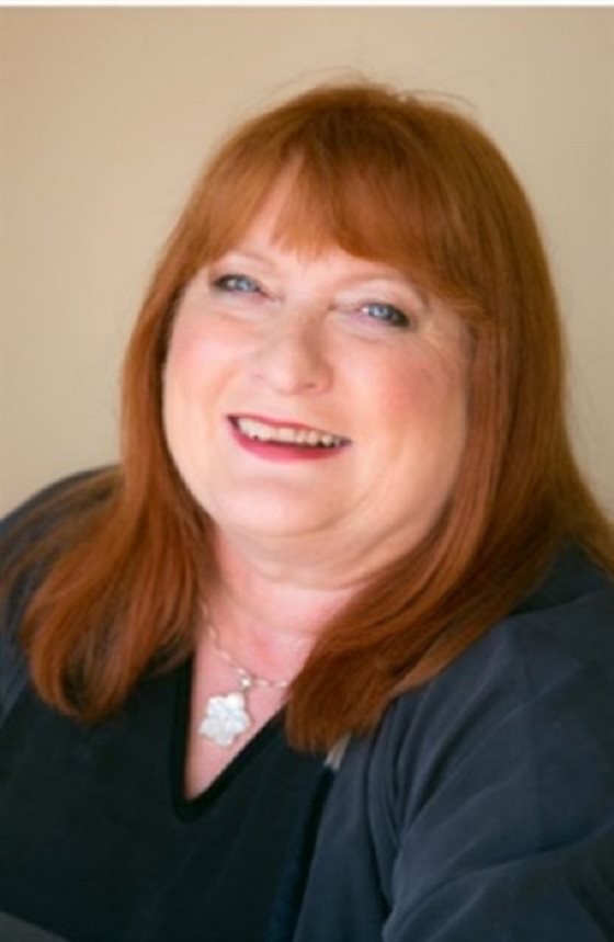 Lisa Capper's Instagram, Twitter & Facebook on IDCrawl