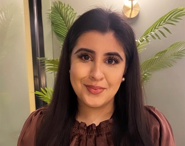 Frontrunners scheme helps Hafsa land role at 'Big Four' accountancy firm