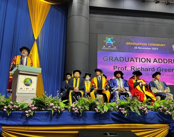 Graduation day for our transnational students