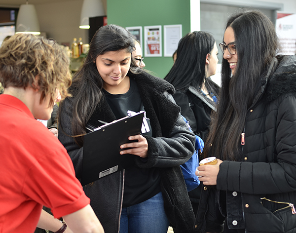 New students get a taste of life at DMU in this year's Spring Welcome