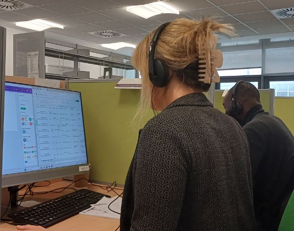 First-year phone calls help students access support services